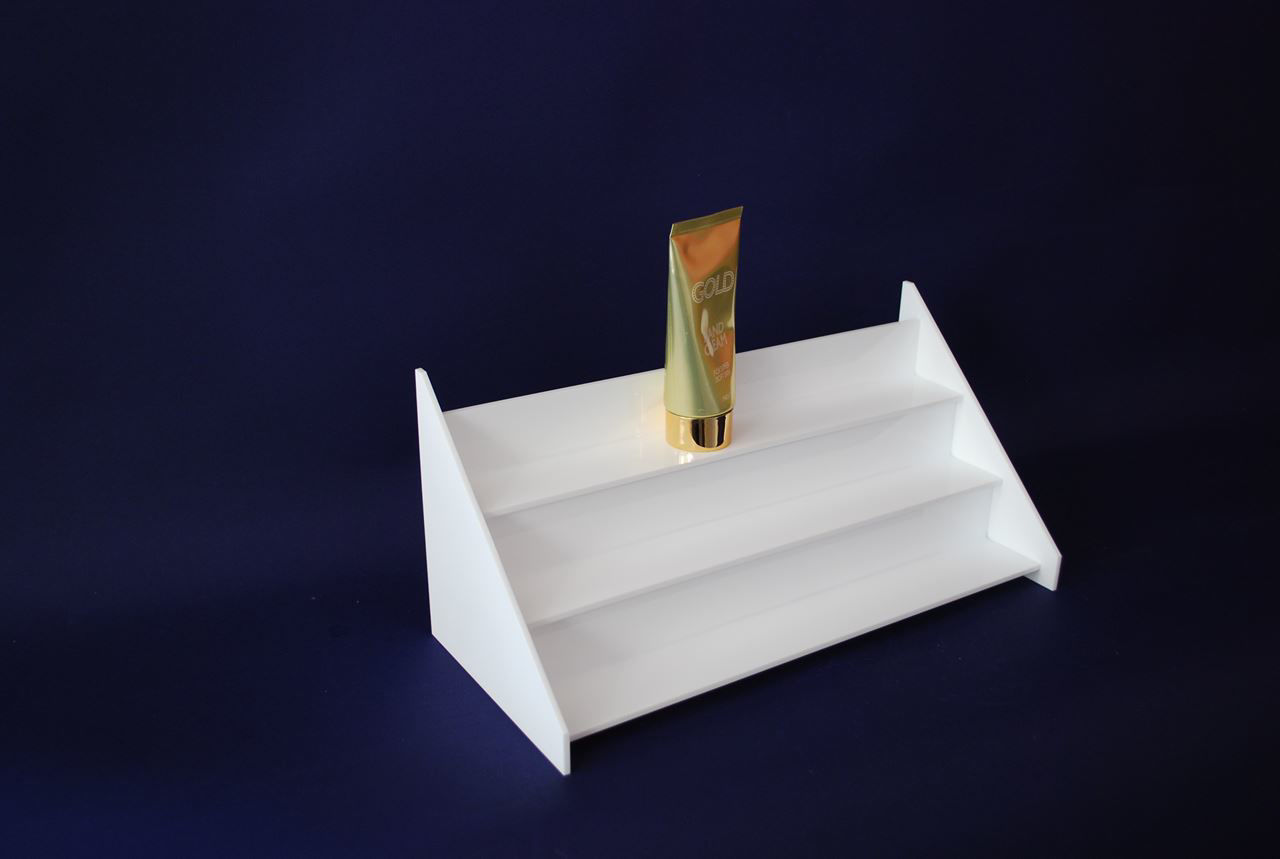 White Step | Plasticraft Displays